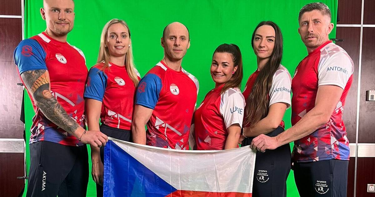 ONLINE - Čeští závodníci na Aramco Firefighter Challenge - Hasičovo